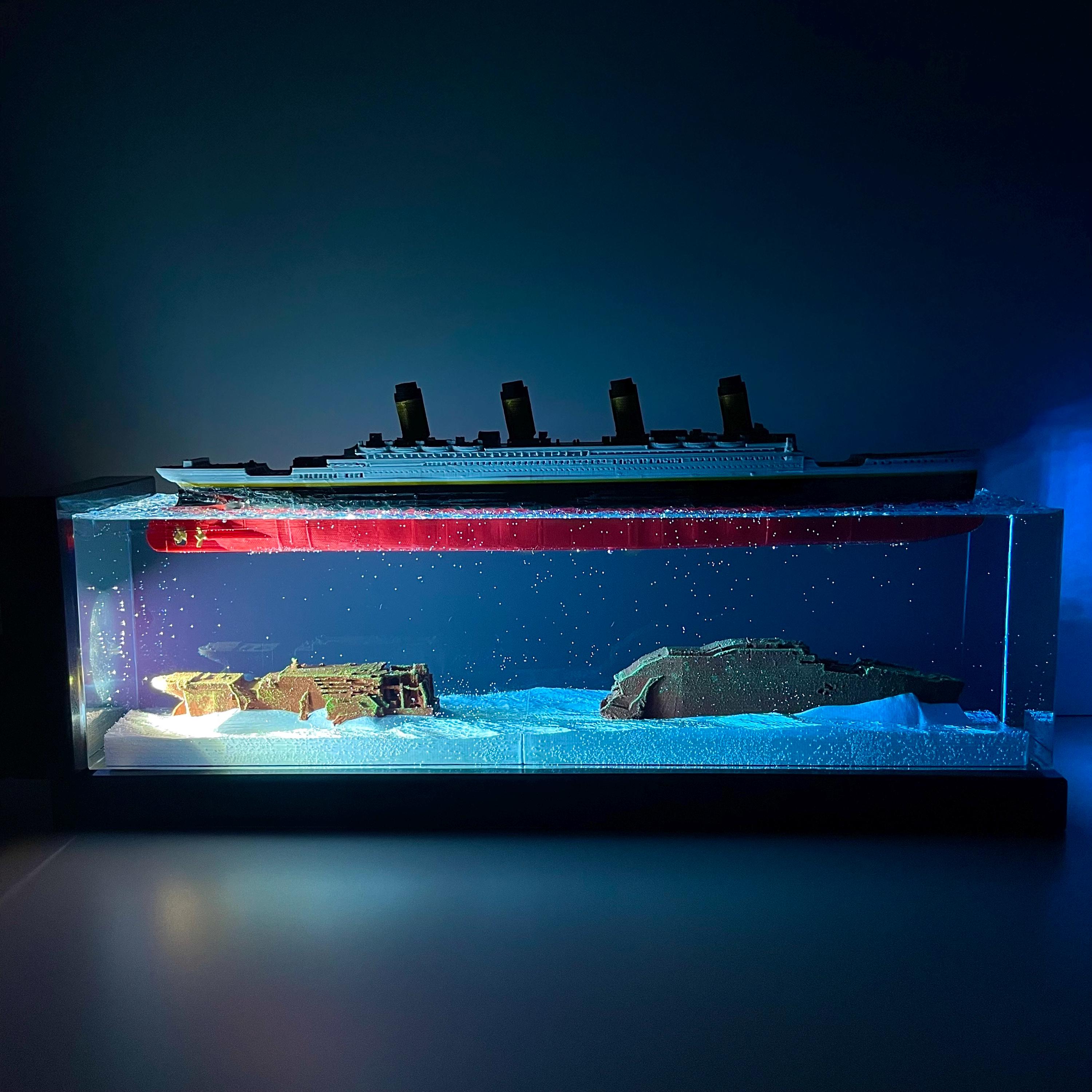 Handmade Rms Titanic & Titanic Wreck Diorama Night Light | Epoxy Resin ...