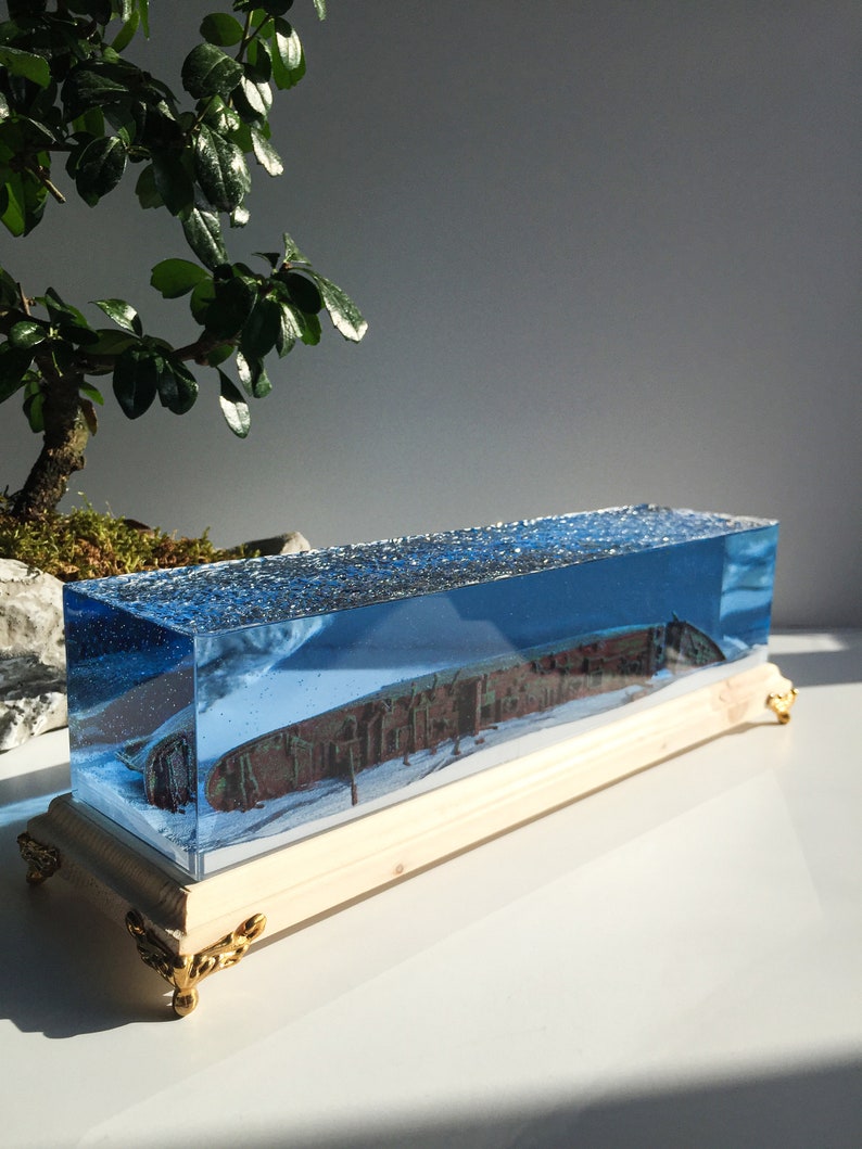 Resin Sculpture Britannic Shipwreck Night Light Desktop Diorama Unique ...