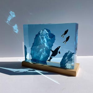 Handmade Orca and Scuba Divers Epoxy Resin Art Night Light, Underwater ...