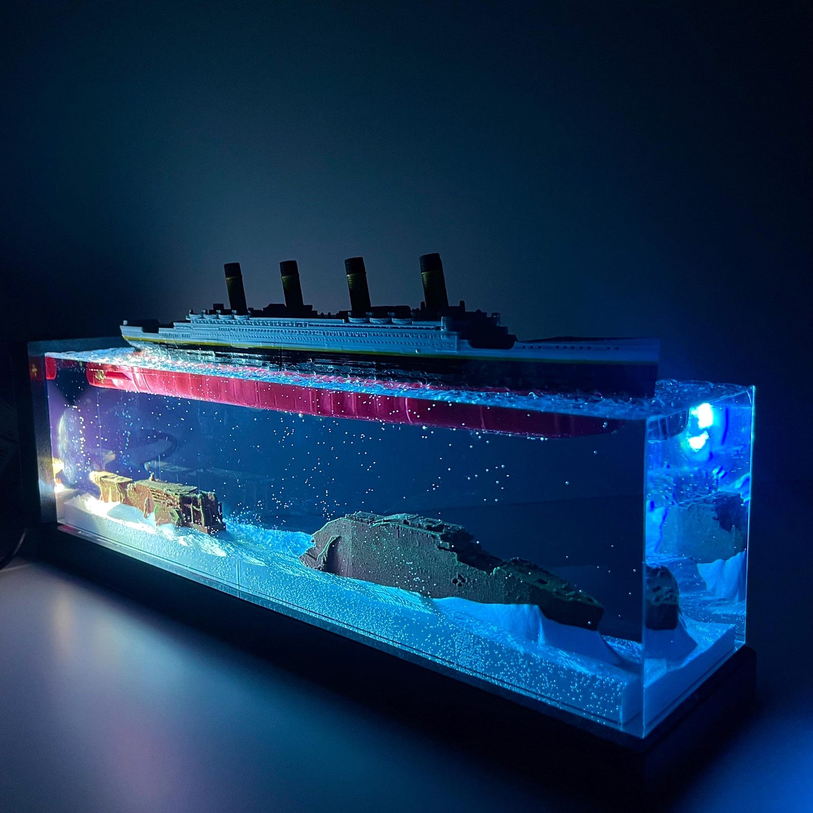 Handmade Rms Titanic & Titanic Wreck Diorama Night Light | Epoxy Resin ...