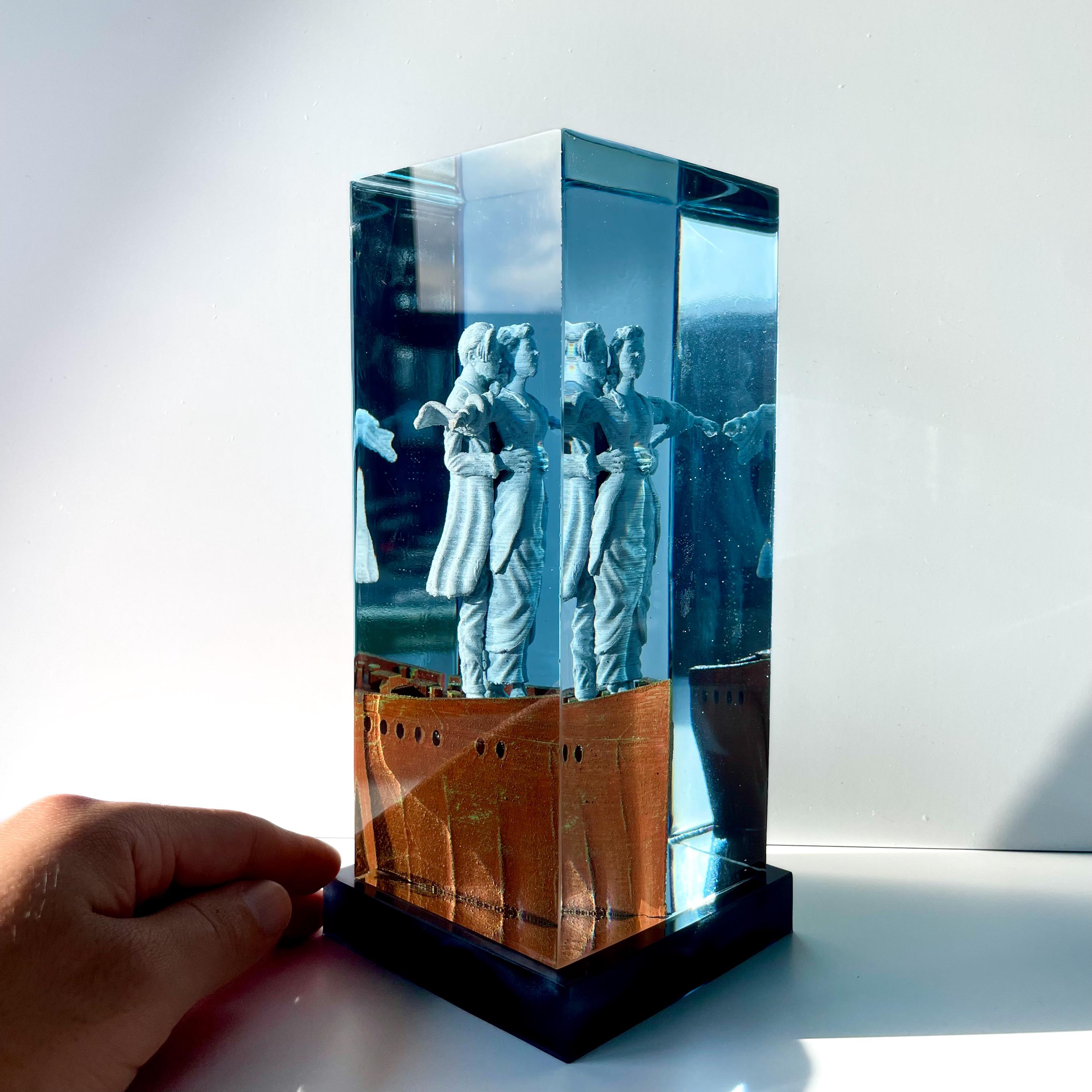 Handmade Titanic Diorama Night Light: Jack & Rose, Sunken Ship Resin ...