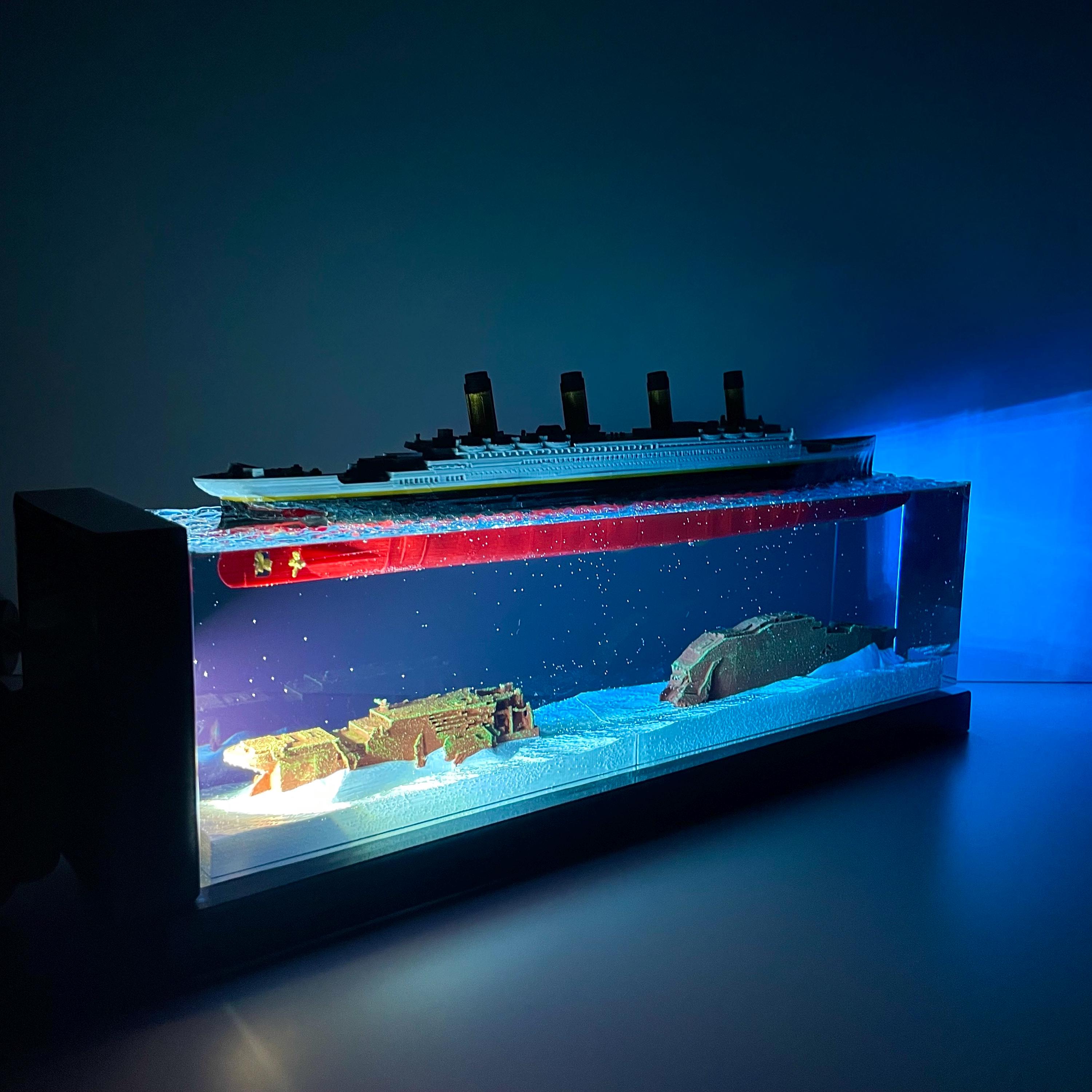 Handmade Rms Titanic & Titanic Wreck Diorama Night Light | Epoxy Resin ...