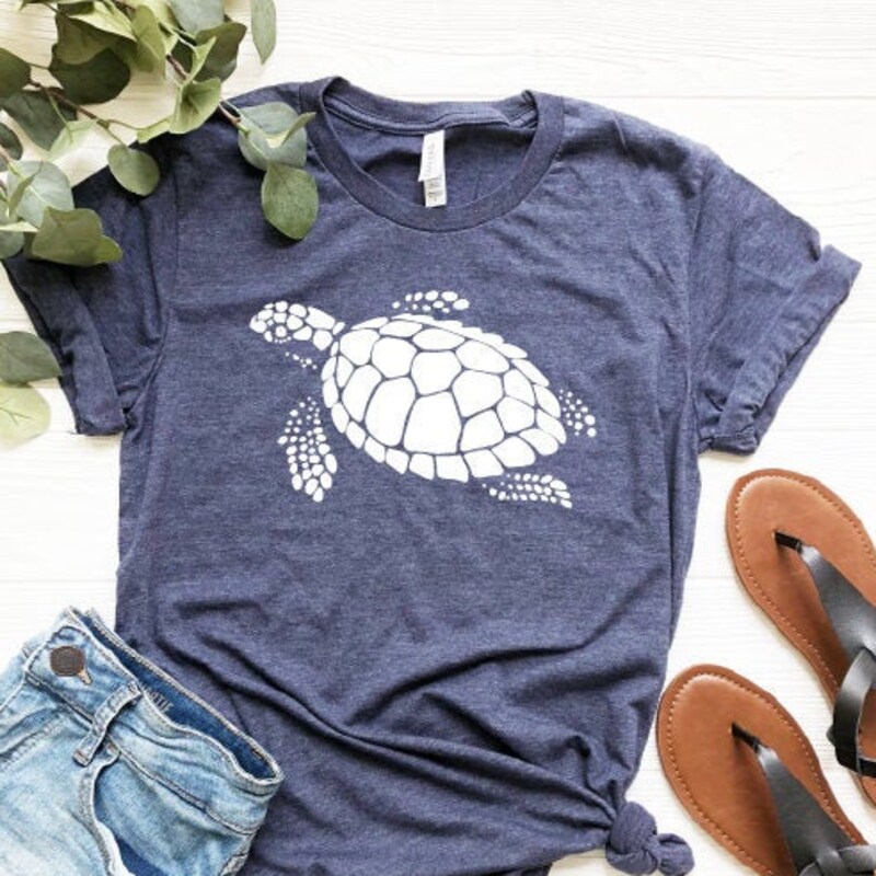 Turtle Tshirt - Etsy