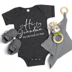 Hi Grandma Baby Bodysuit, Grandma Pregnancy Announcement, Grandma to Be ...