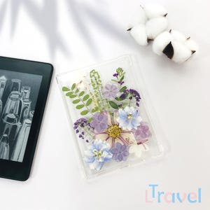 Real Pressed Purple Flowers E-reader Case for Boox Leaf 3 5, Boox Page ...
