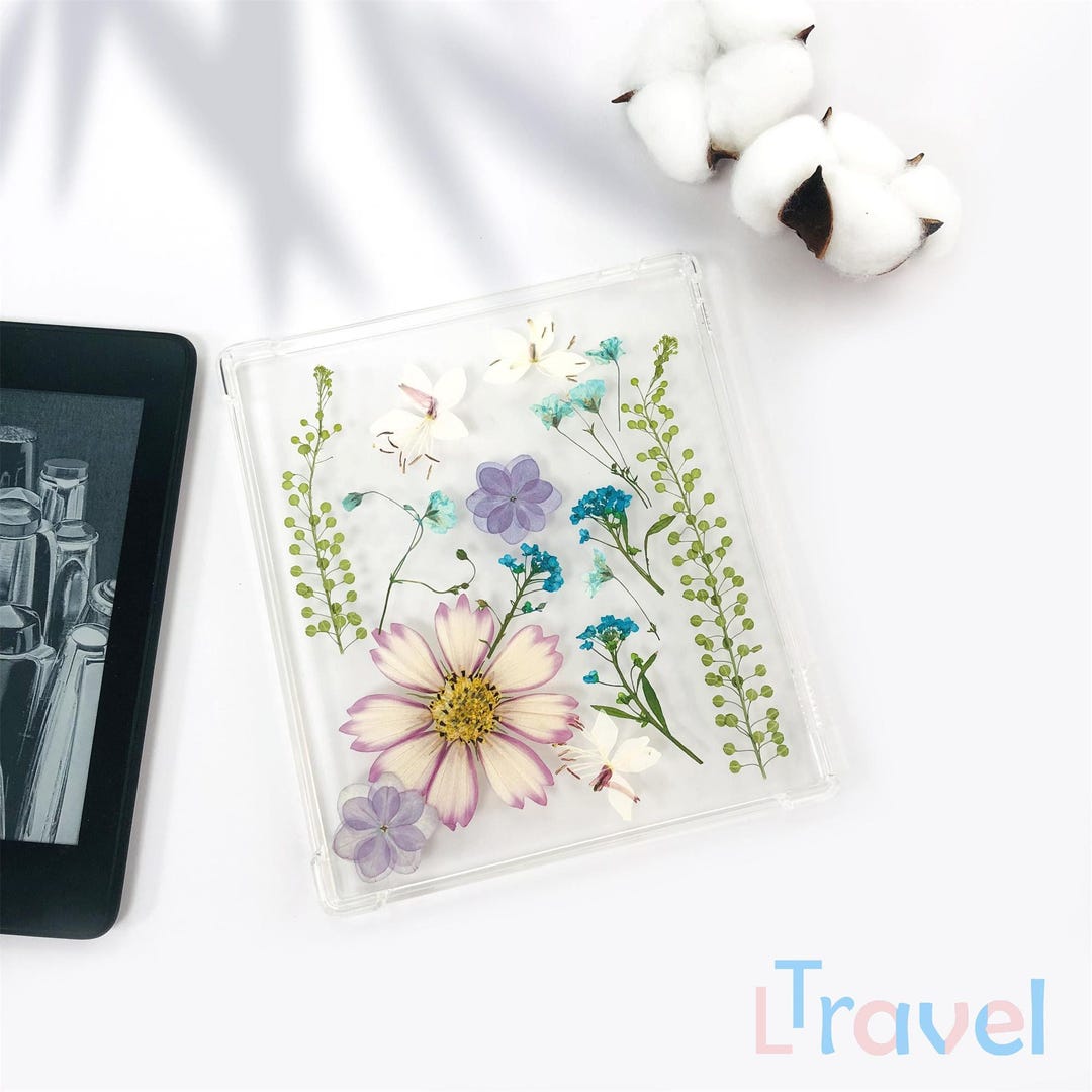 Pressed Blue Purple Flowers E-reader Case for Boox Leaf 3 5, Boox Page ...