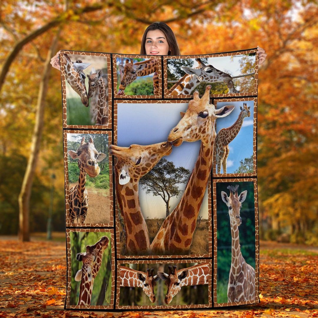 Retro Giraffe Christmas Throw Blanket Christmas Thanksgiving - Etsy