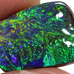 Super Gem Grade Bright Neon Green Natural Boulder Opal Polished Pendant ...