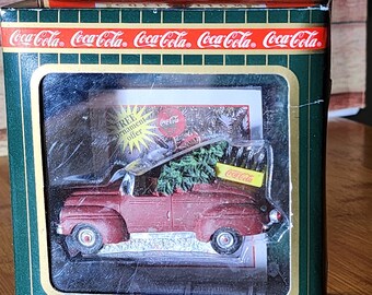 Coca Cola Town Square Collection Refreshing Break Vintage Christmas ...