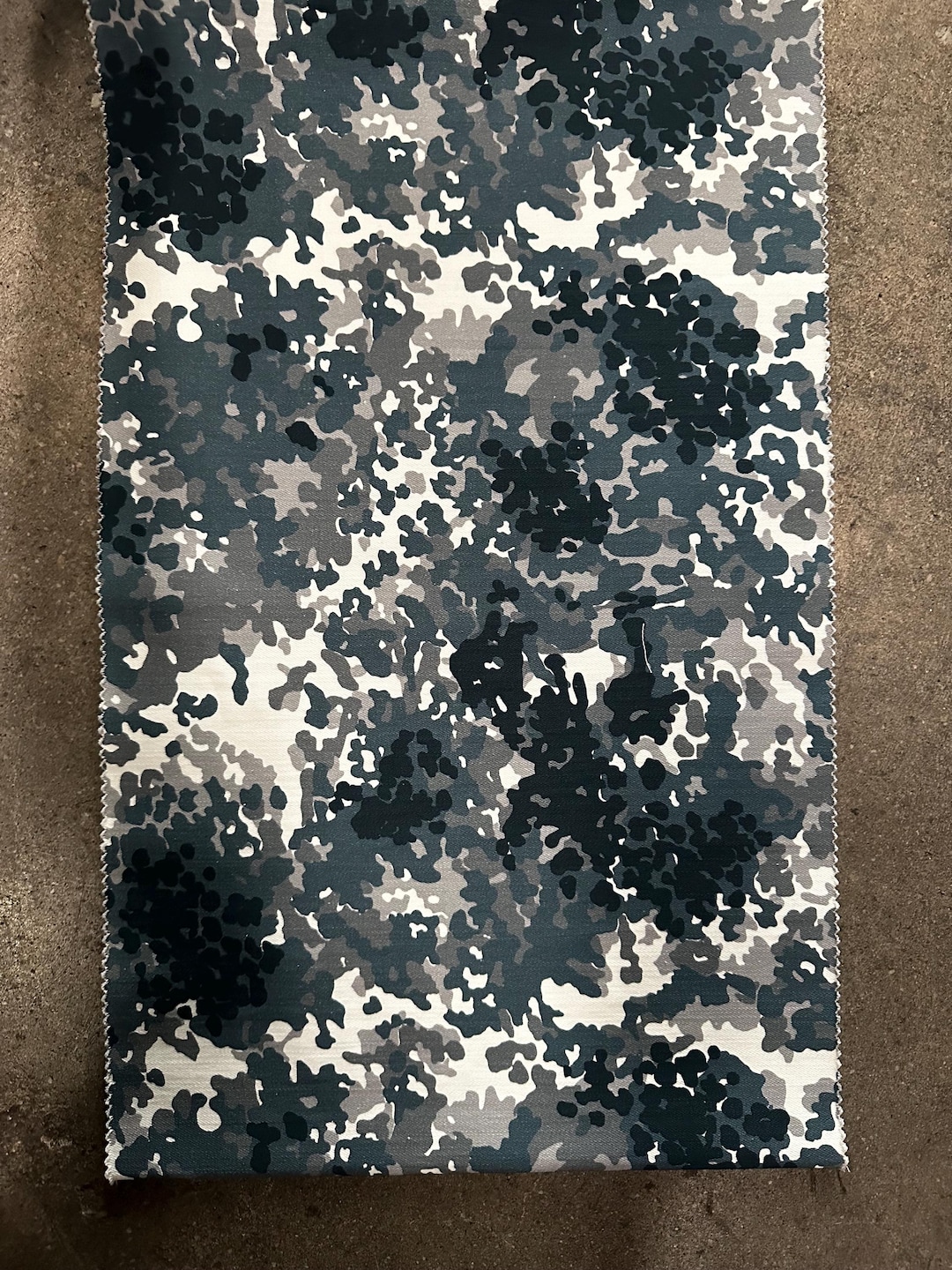 3 Yards Abstract Snow Camo Stretch Twill Fabric: 49.6" Wide - Etsy