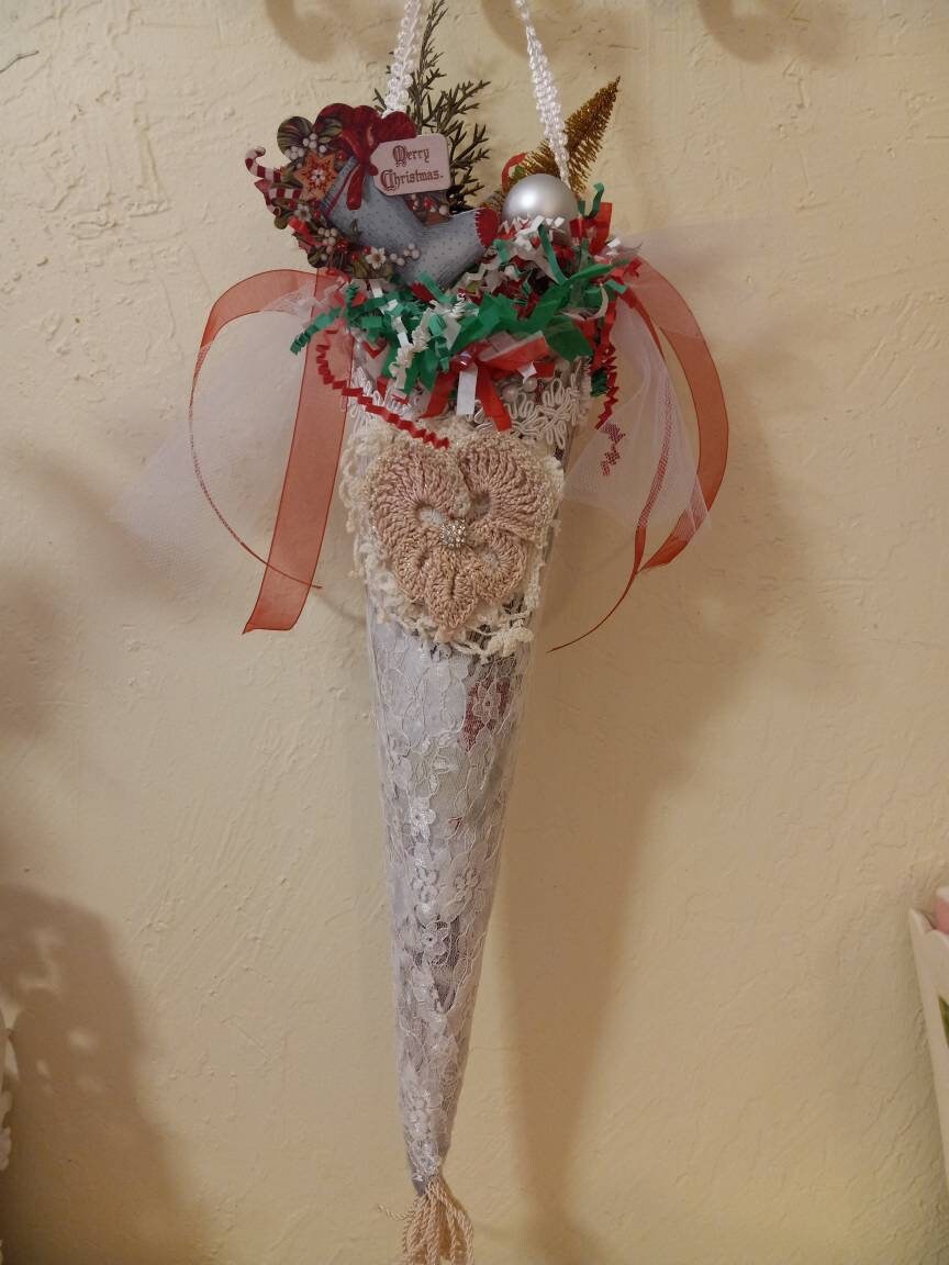 Christmas Tussie Mussie - Etsy