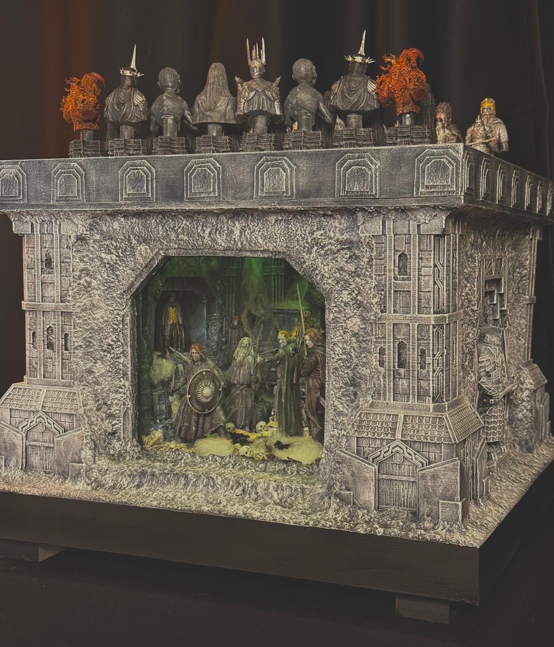 Handmade Lord of the Rings Chess Set – Illuminated Diorama With LED ...