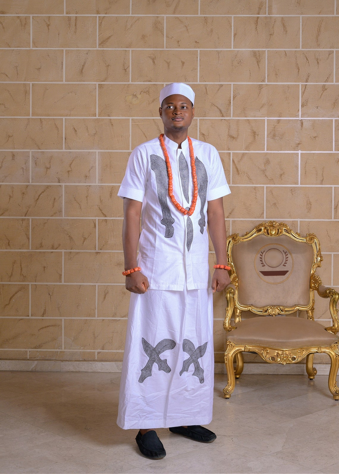 Traditional Bini Wedding Outfits for Couple | Edo Couple Outfits ...