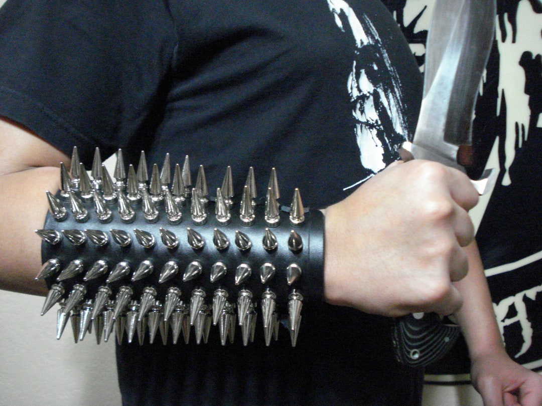 SARGEIST Old School Spiked Leather Gauntlet Black Metal - Etsy