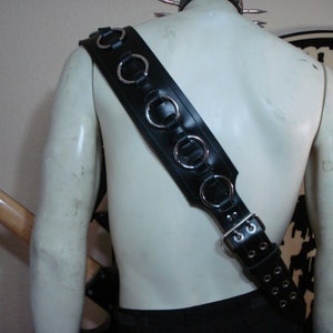 DAGON Leather Strapped Ringed Guitar Strap - Etsy