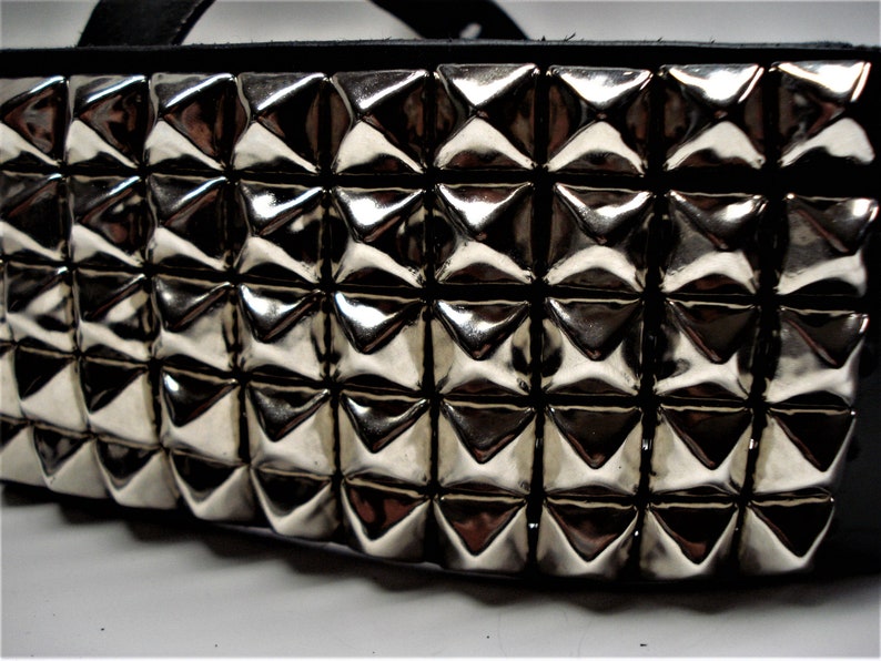 IHSAHN Leather Silver Pyramid Studded Guitar Strap - Etsy