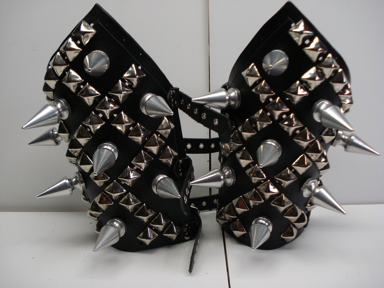 SARKE Old School Spiked Genuine Leather Armband Black Metal - Etsy