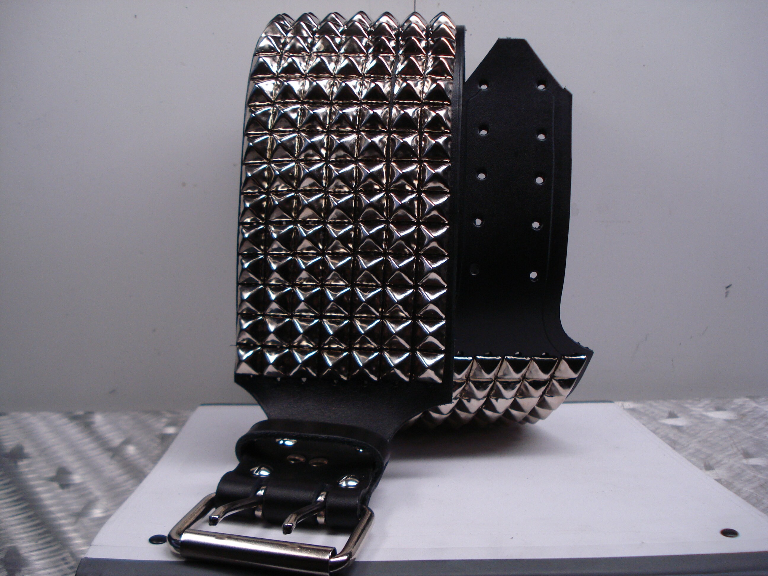 BRUCE DICKINSON Leather Old School Silver Pyramid Studded Belt - Etsy