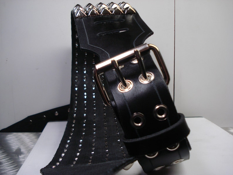 IHSAHN Leather Silver Pyramid Studded Guitar Strap - Etsy