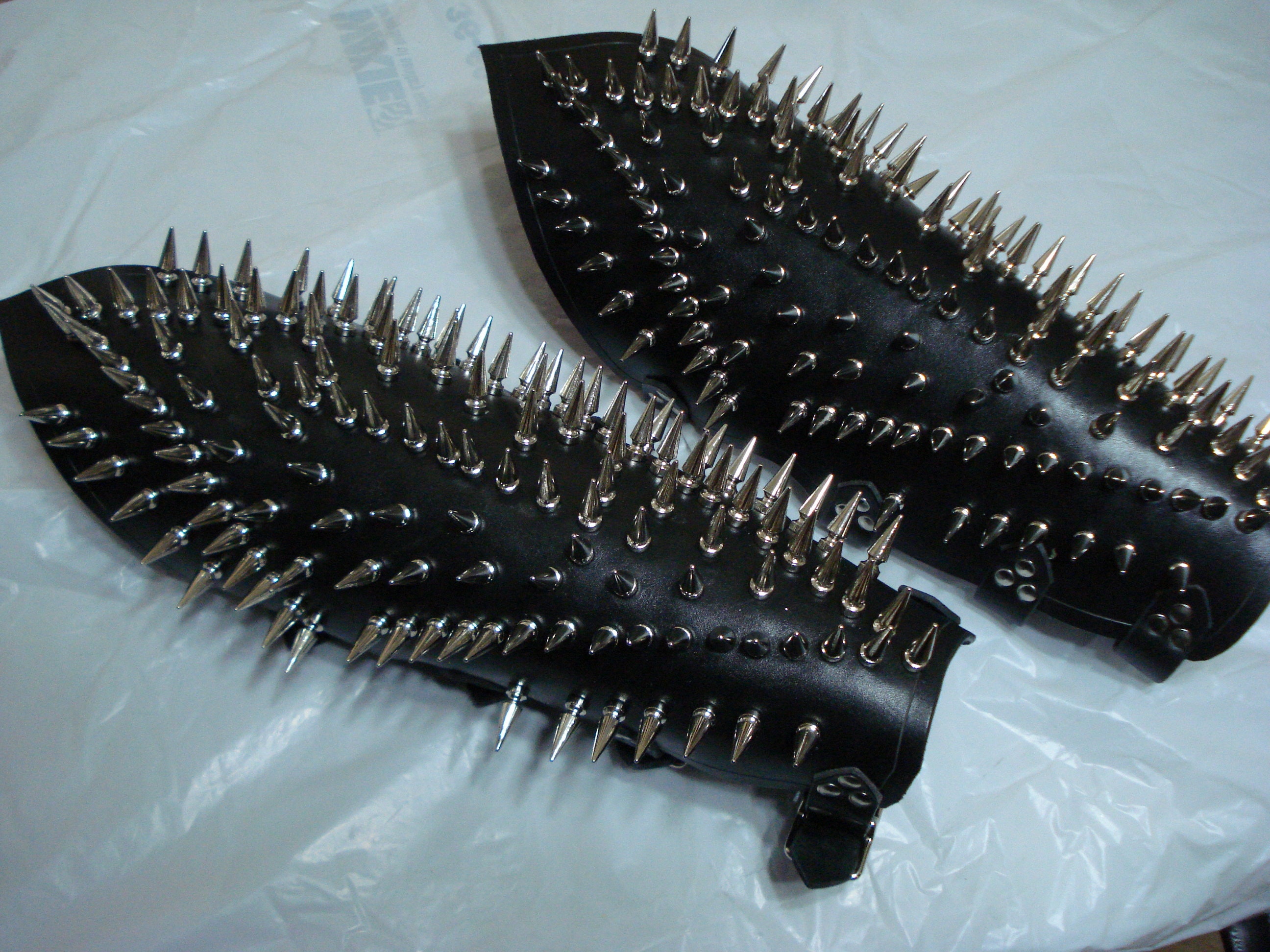 ABYSSIC Brutal Spiked Genuine Leather Pair of Shin Guards Black Metal ...