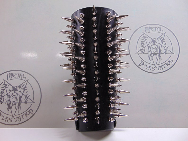 SKELETONWITCH Old School Large Spiked Leather Gauntlet Black Metal - Etsy