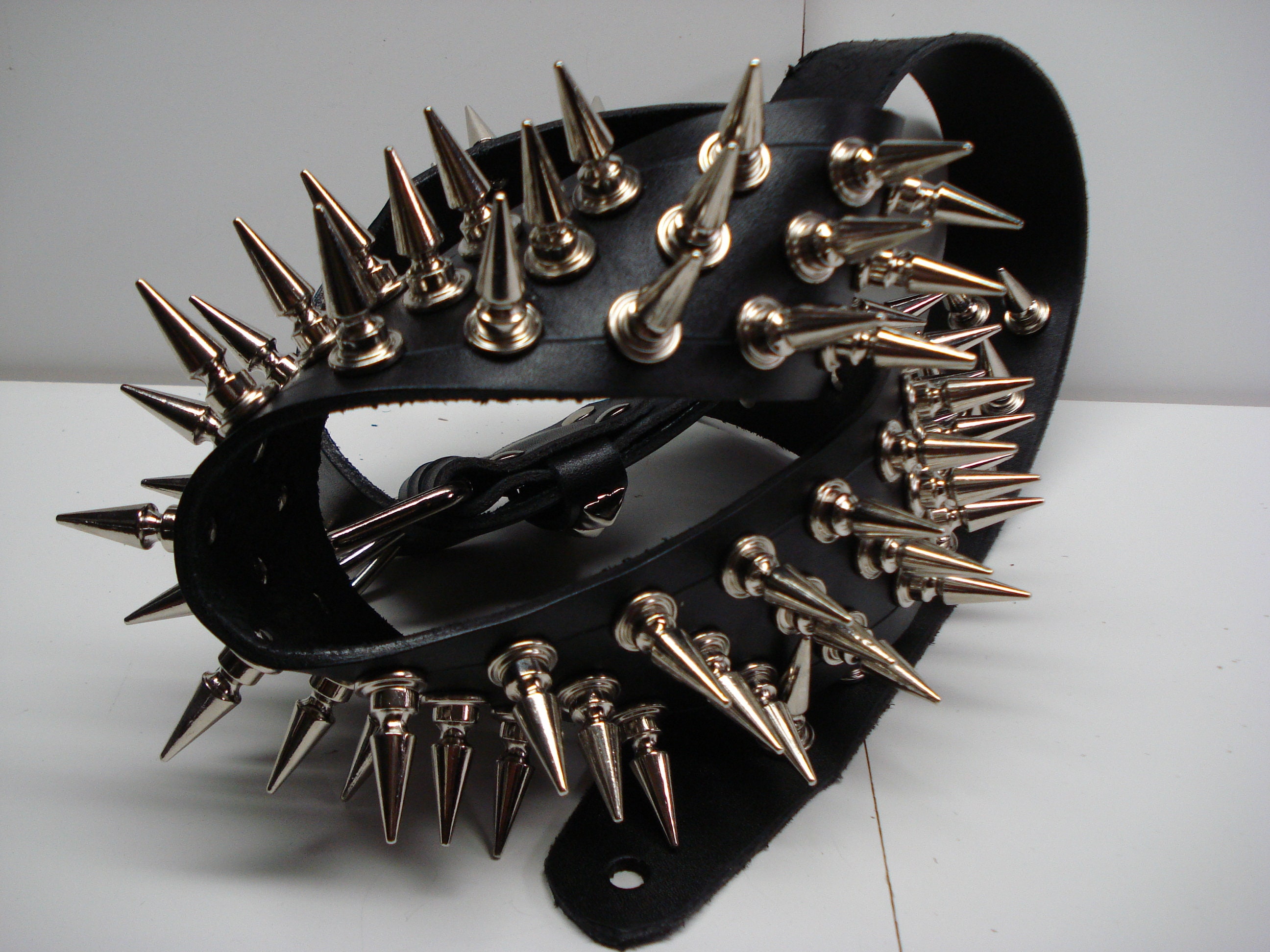 INFERNUS Leather Spiked Old School Guitar Strap Black Metal - Etsy