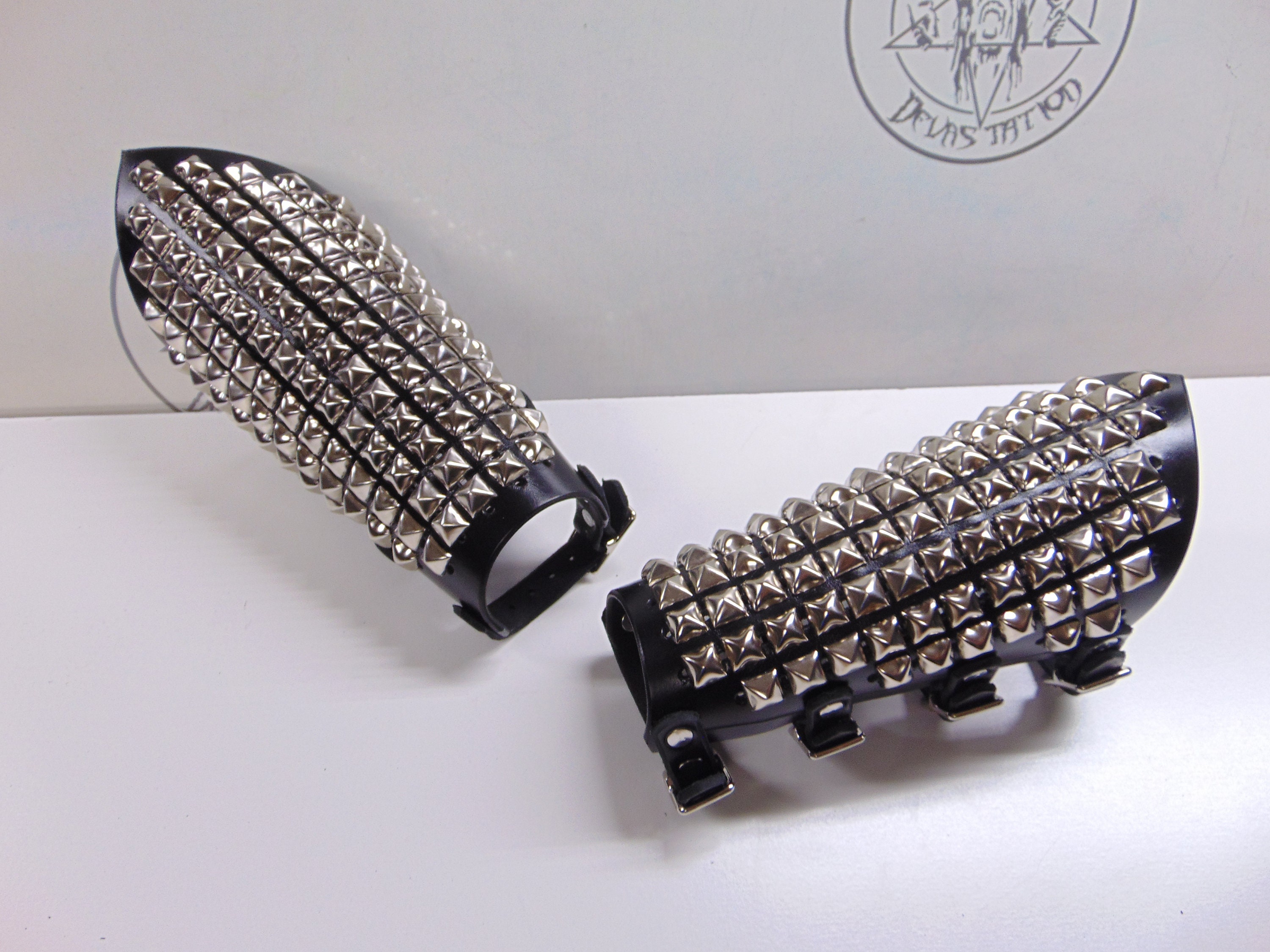 JUDAS PRIEST Full Silver Pyramid Studded Genuine Leather Gauntlet ...
