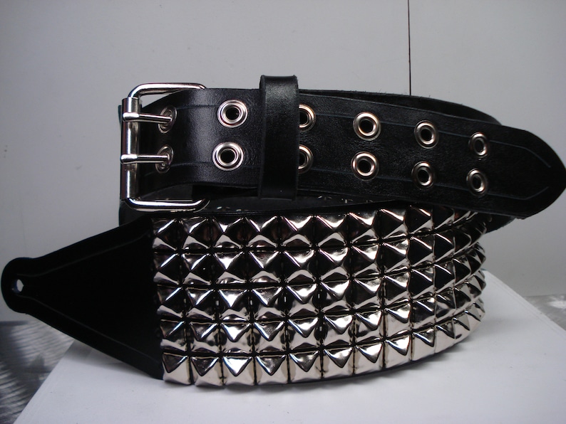 IHSAHN Leather Silver Pyramid Studded Guitar Strap - Etsy