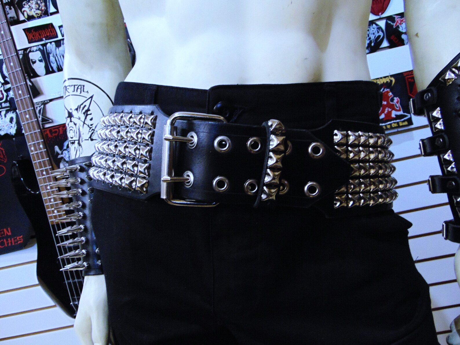 HORG Leather Old School Pyramid Studded Belt - Etsy