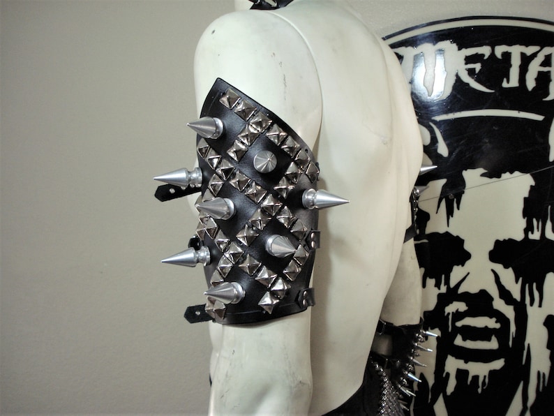 SARKE Old School Spiked Genuine Leather Armband Black Metal - Etsy