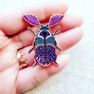 Crested Jewel Beetle - Enamel Pin - Green Witch Collection - Etsy