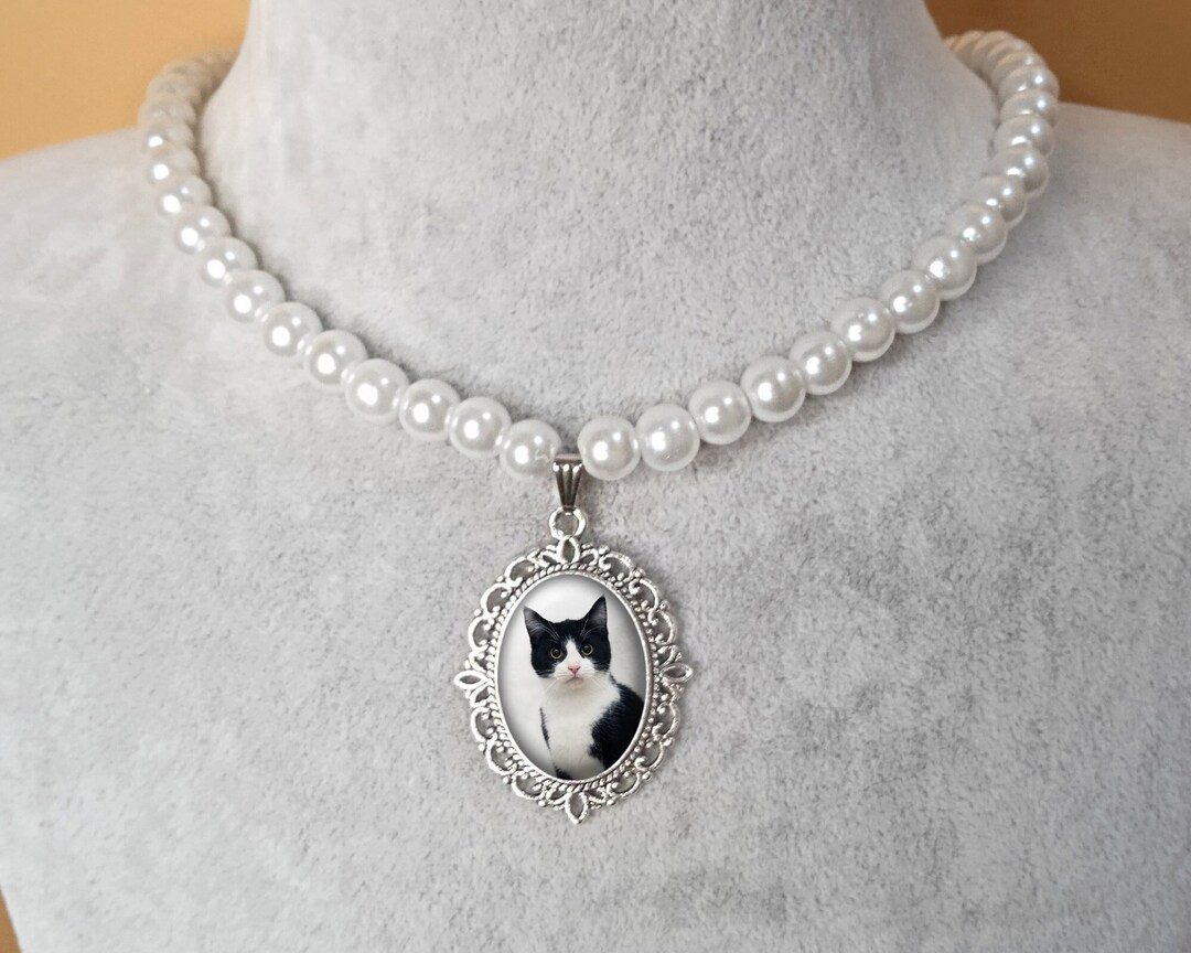 Tuxedo Cat Pearl Beads Necklace, Cat Lovers Gift - Etsy