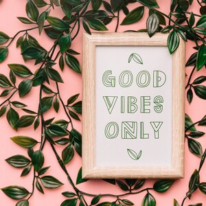 Dazey Font - Headline Font, Fun Font, Bold Font, Fun Font, Unique Font ...