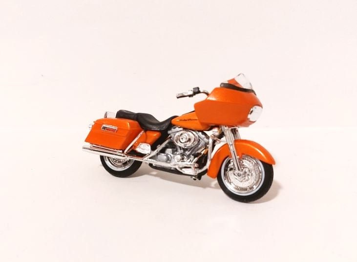 Harley-davidson 1:18 (9 Models) Diecast Scale Models | Maisto - Etsy