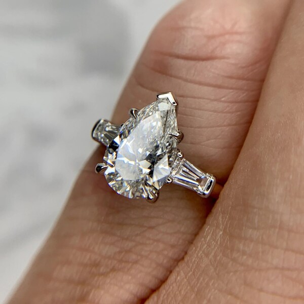Pear Engagement Ring - Etsy