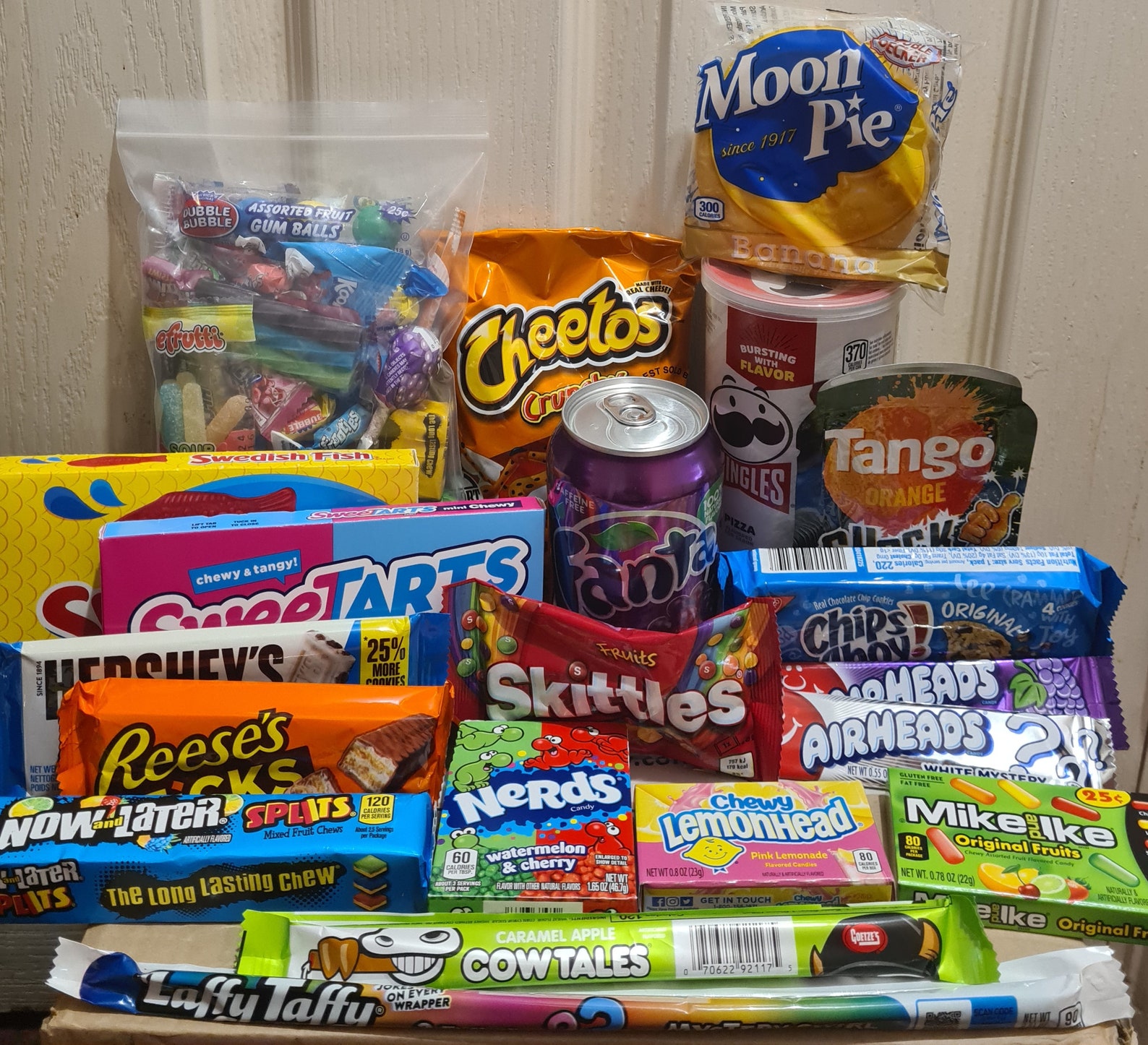 American Snack 'n' Sweet Box - Etsy UK