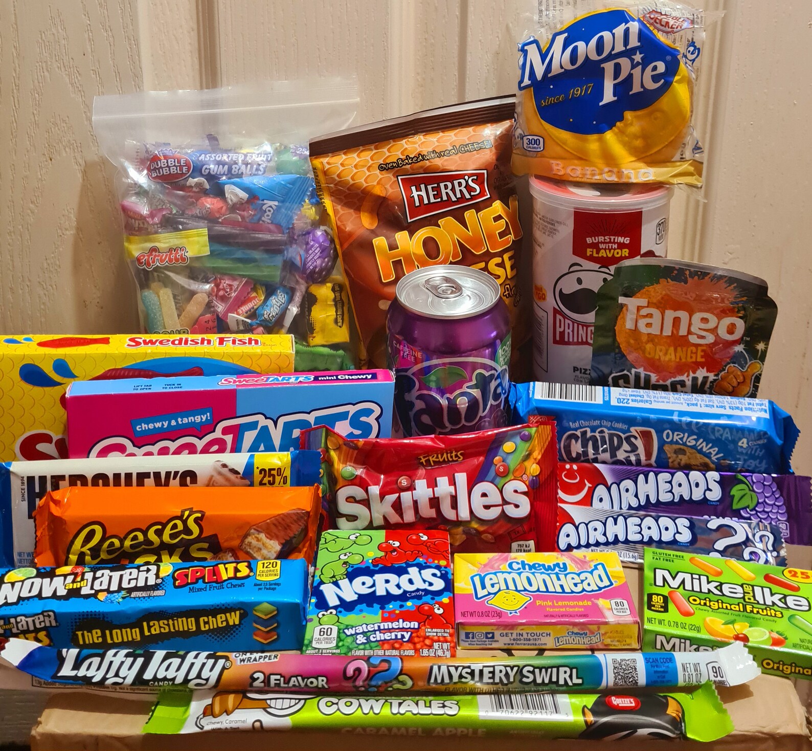 American Snack 'n' Sweet Box - Etsy UK