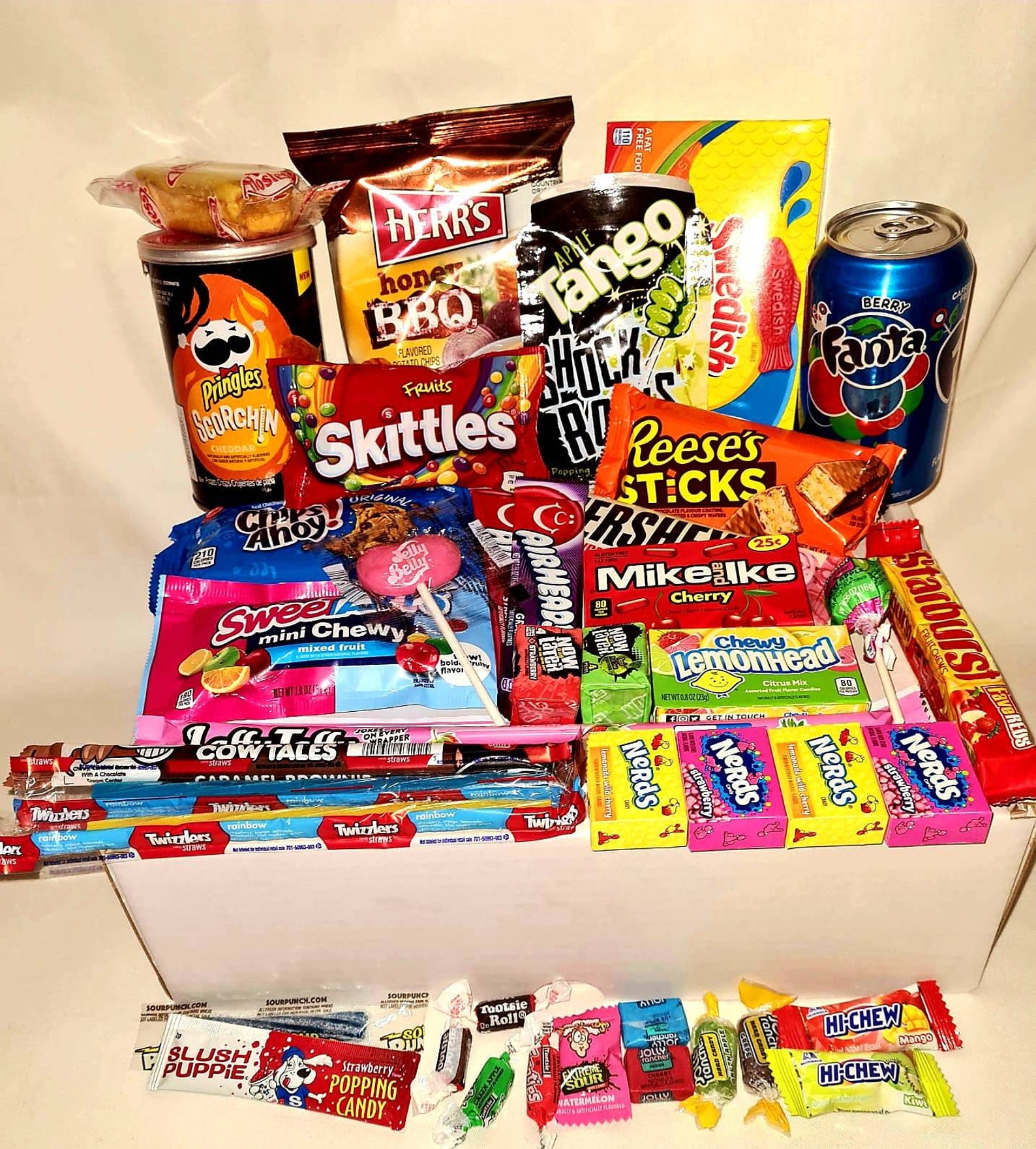 American Snack 'n' Sweet Box - Etsy UK