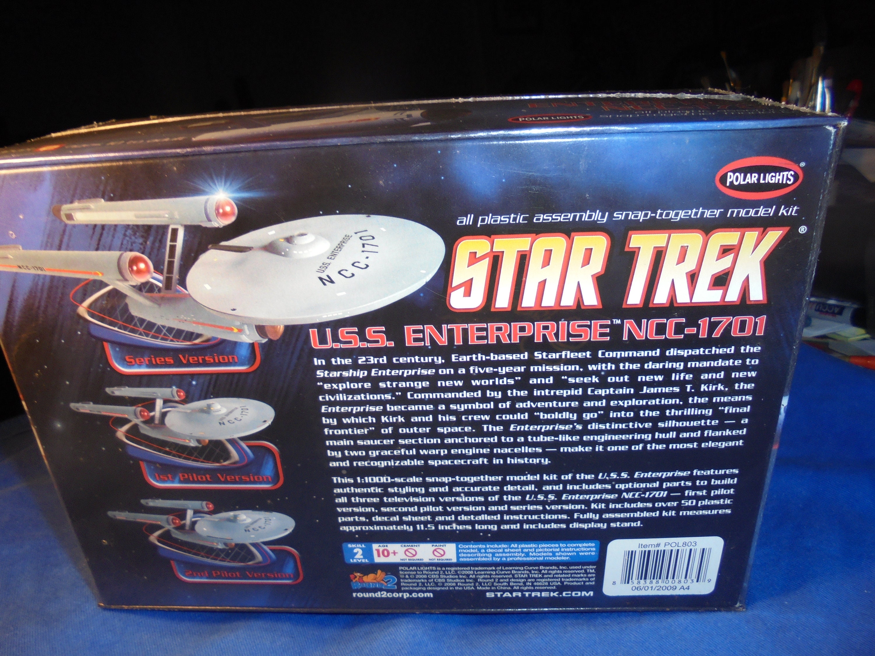 Polar Lights STAR TREK U.S.S. ENTERPRISE Model Kit, 2008 38.00 Shipped ...