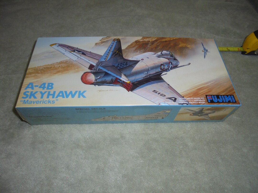 FUJIMI A-4B SKYHAWK "mavericks" Model Kit! Sealed & Mint! 55.00 Shipped ...