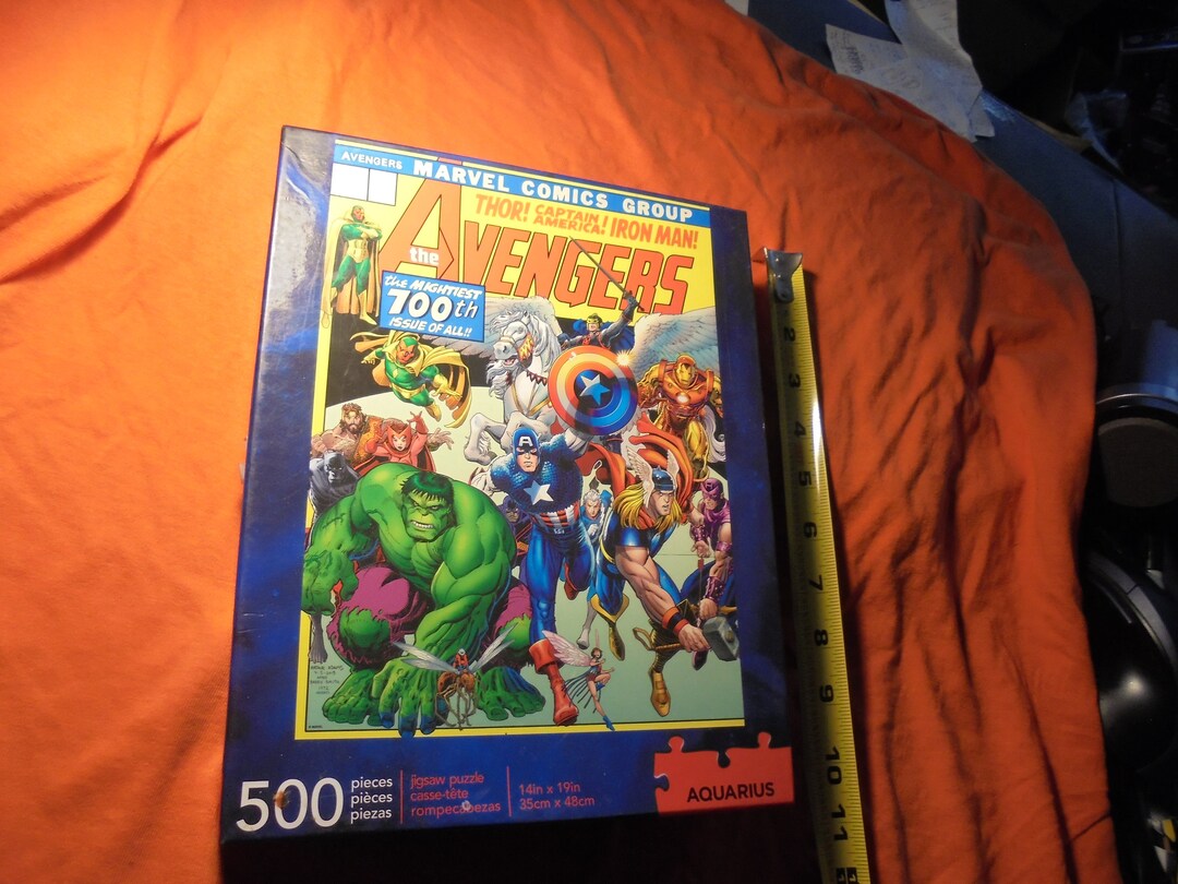 AVENGERS # 700 COVER 500 Piece PUZZLE!! Aquarius Games, 2021!! 15.00 ...