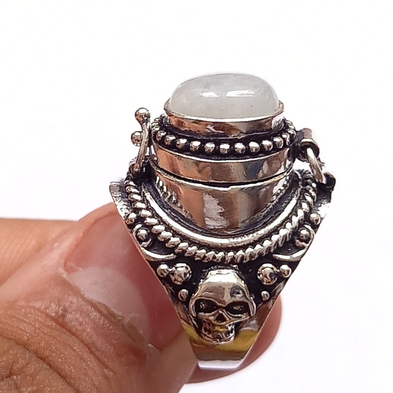 Poison Ring - Etsy