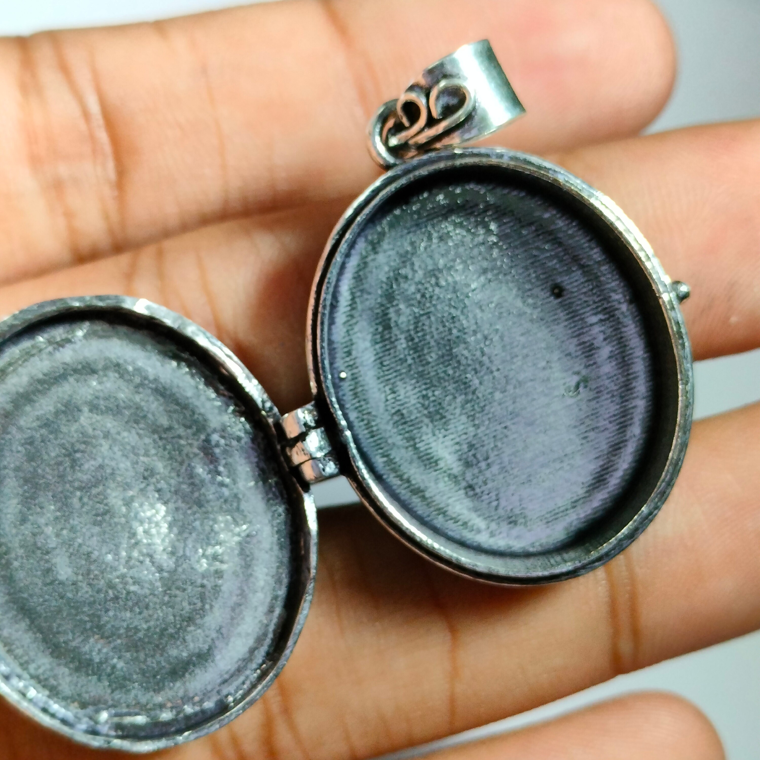 Daisy Locket Box Pendant Forget Me Not Daisy Flowers Secret - Etsy