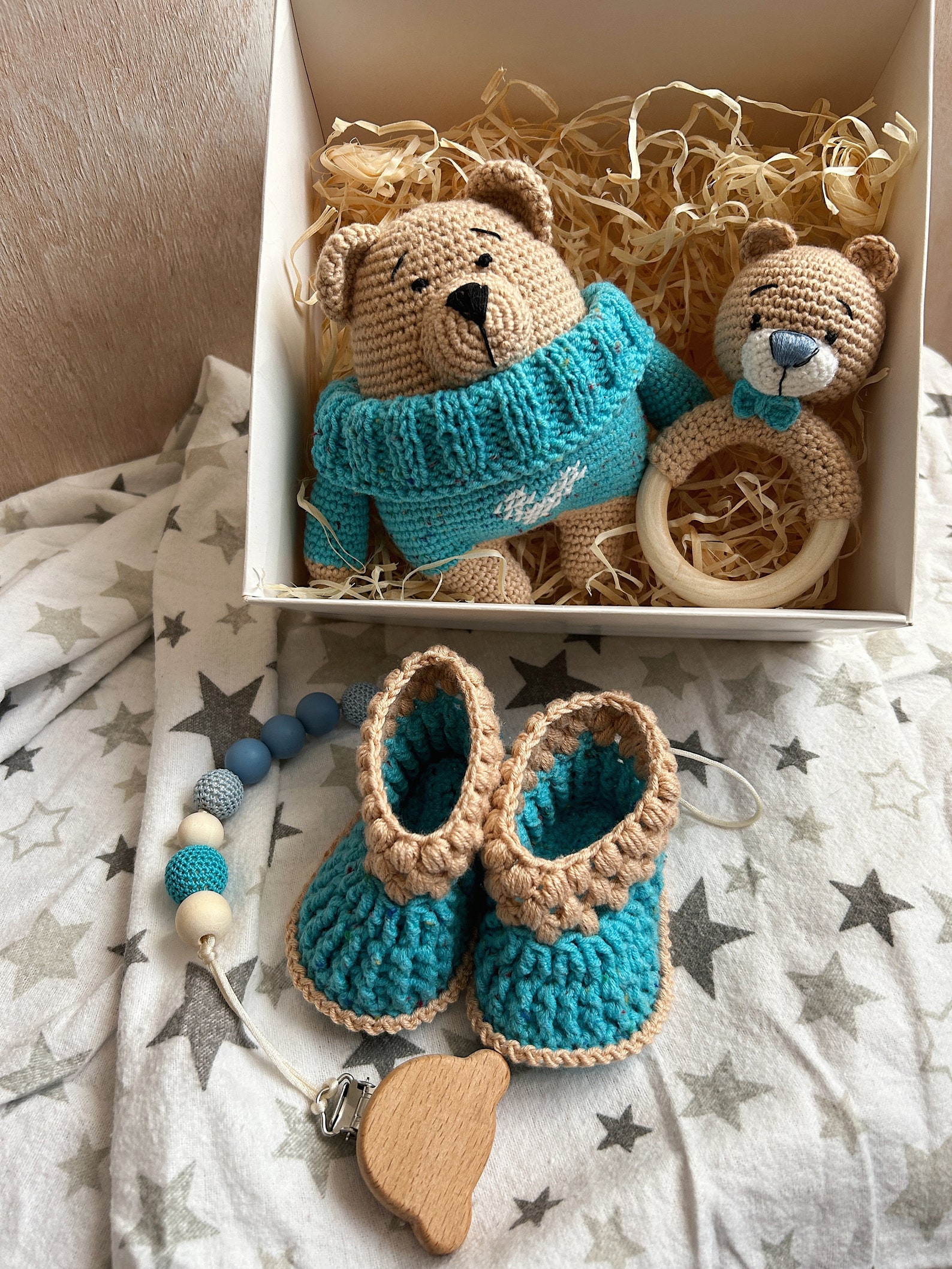 Newborn Gift Box | Baby Gift Set of Toy, Rattle, Slippers and Pacifier ...