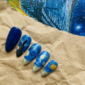 VAN GOGH Vincent Van Gogh Press on Nails, Stick on Short Blue Nails ...
