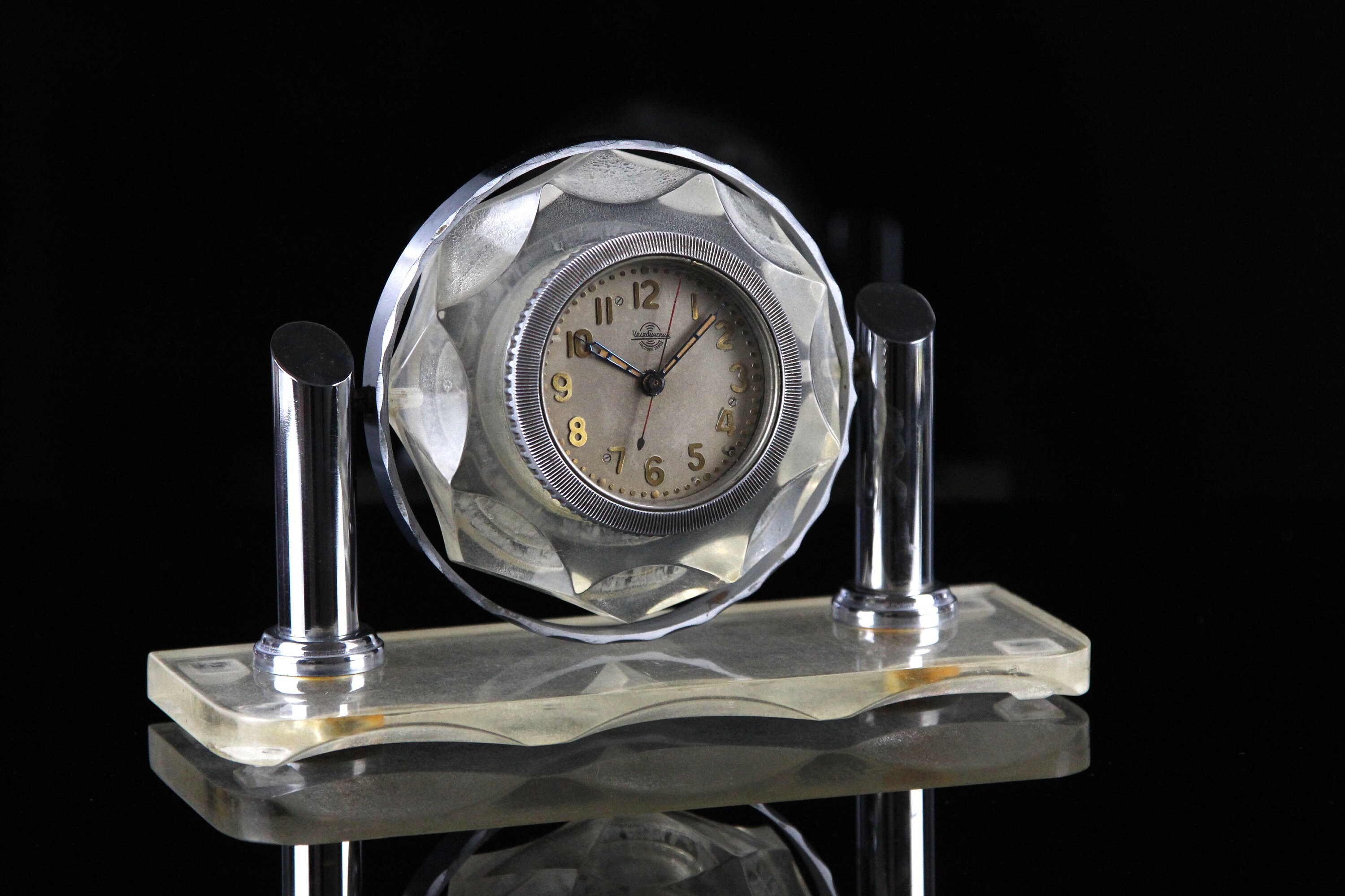 Soviet Mechanical Desk Clock Tank Panel Watch CHELYABINSK - Etsy