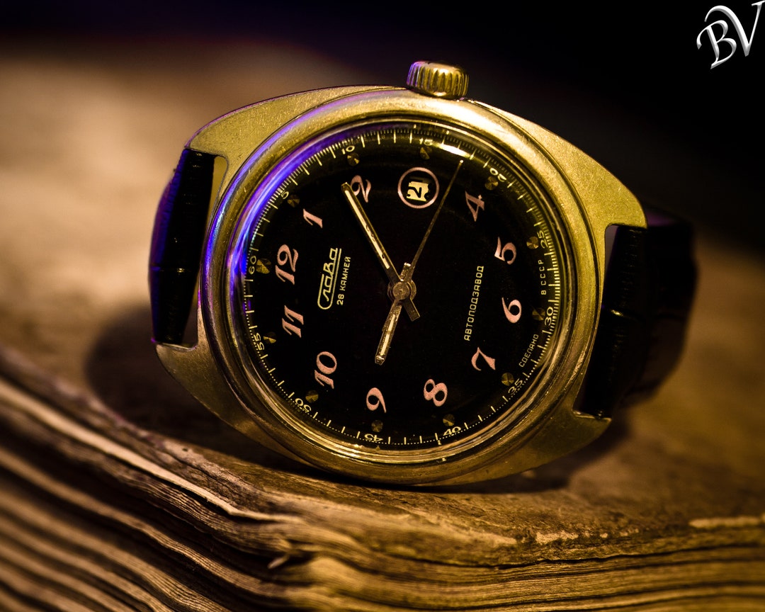 SLAVA Soviet Vintage Mechanical Wristwatch Automatic Watch Antique Date ...