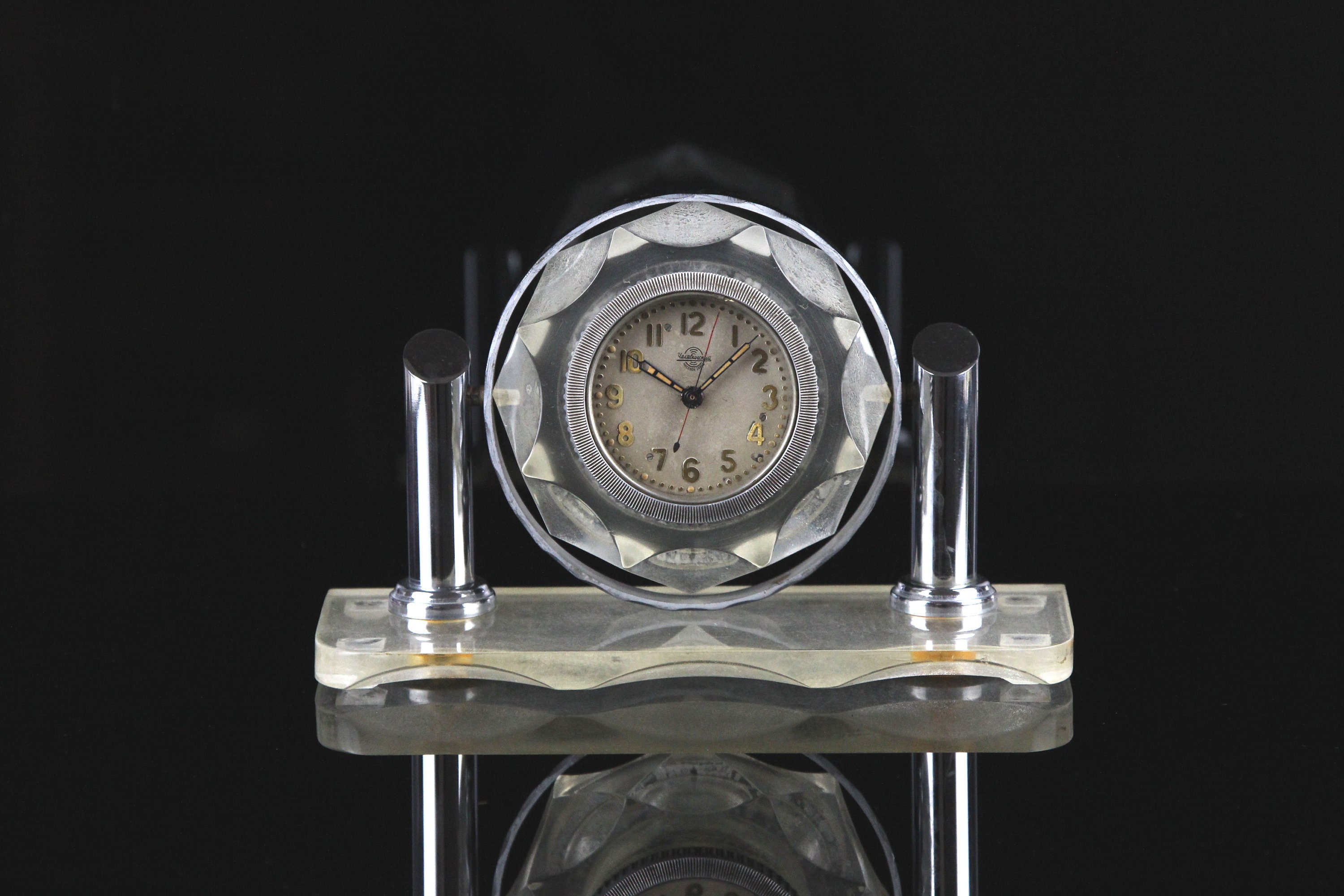 Soviet Mechanical Desk Clock Tank Panel Watch CHELYABINSK - Etsy