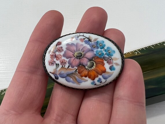 Beautiful 1960’s Hand Painted Porcelain Flower Brooch - Gem
