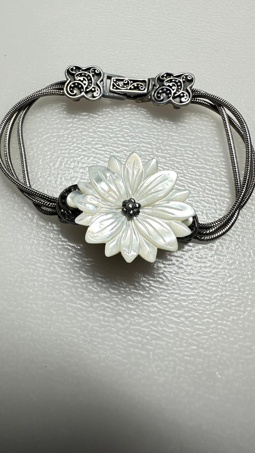 Beautiful GFJ Water Lily Sterling Mother of Pearl Bracelet - Etsy